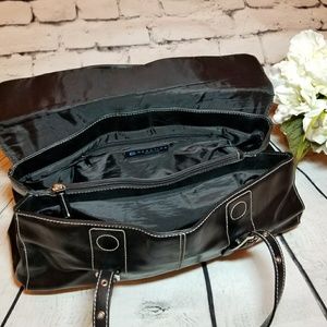 Kenneth Cole Reaction | Bags | Kennith Cole Barrel Bag | Poshmark